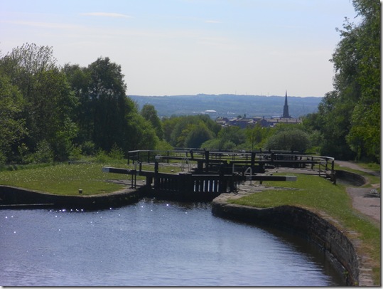 NB Serenity: Plank Lane Lift Bridge to Haigh Hall Country Park